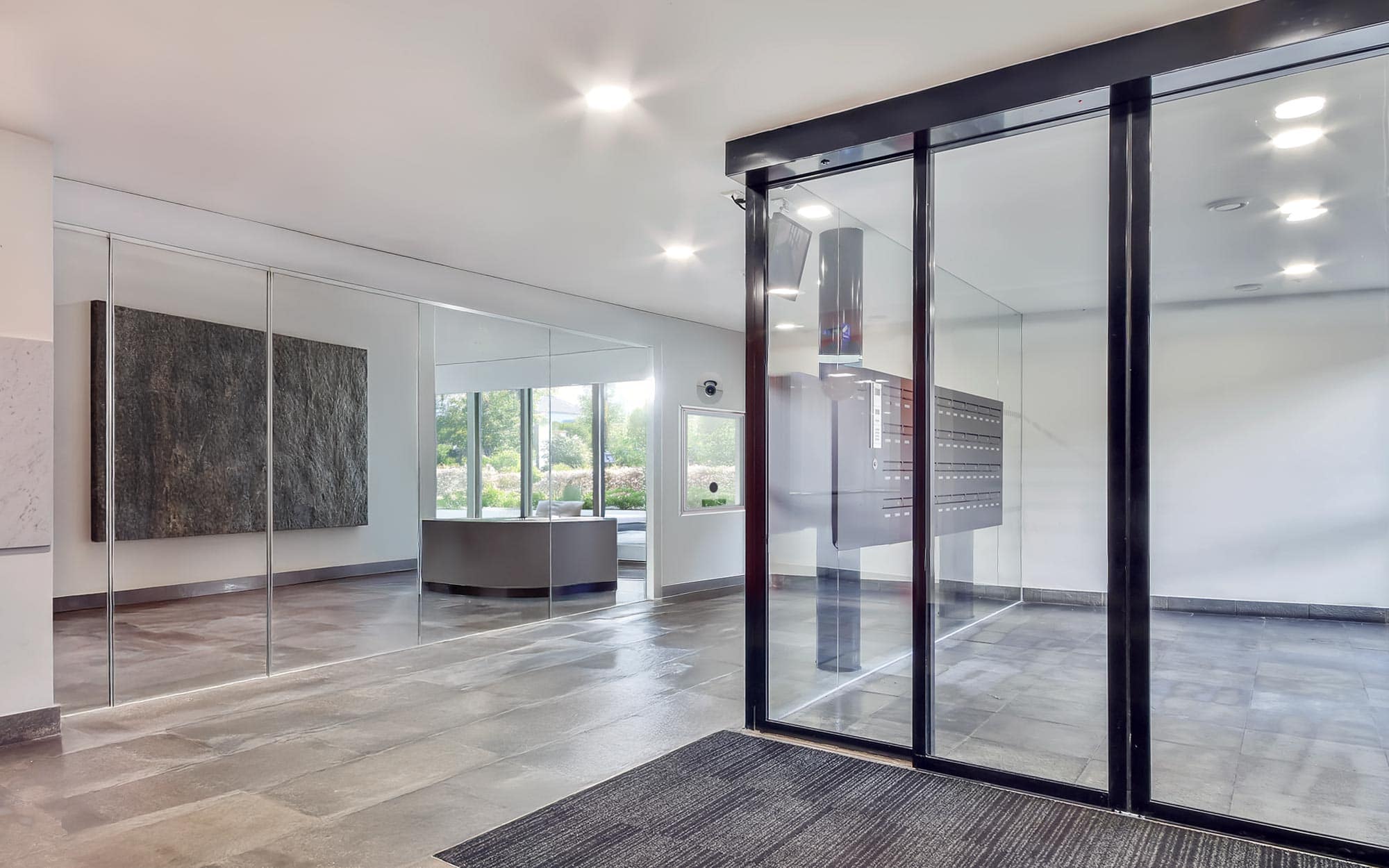 Interior Commercial & Specialty Glass | Kingston ON | Fort Glass